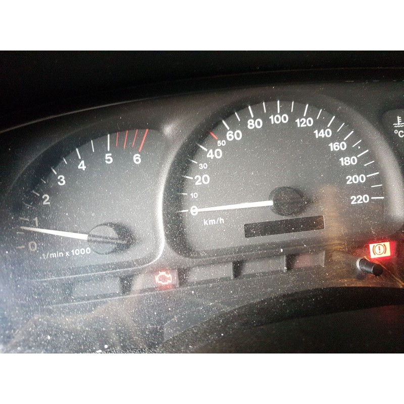 opel vectra b fastback (j96) del año 2000